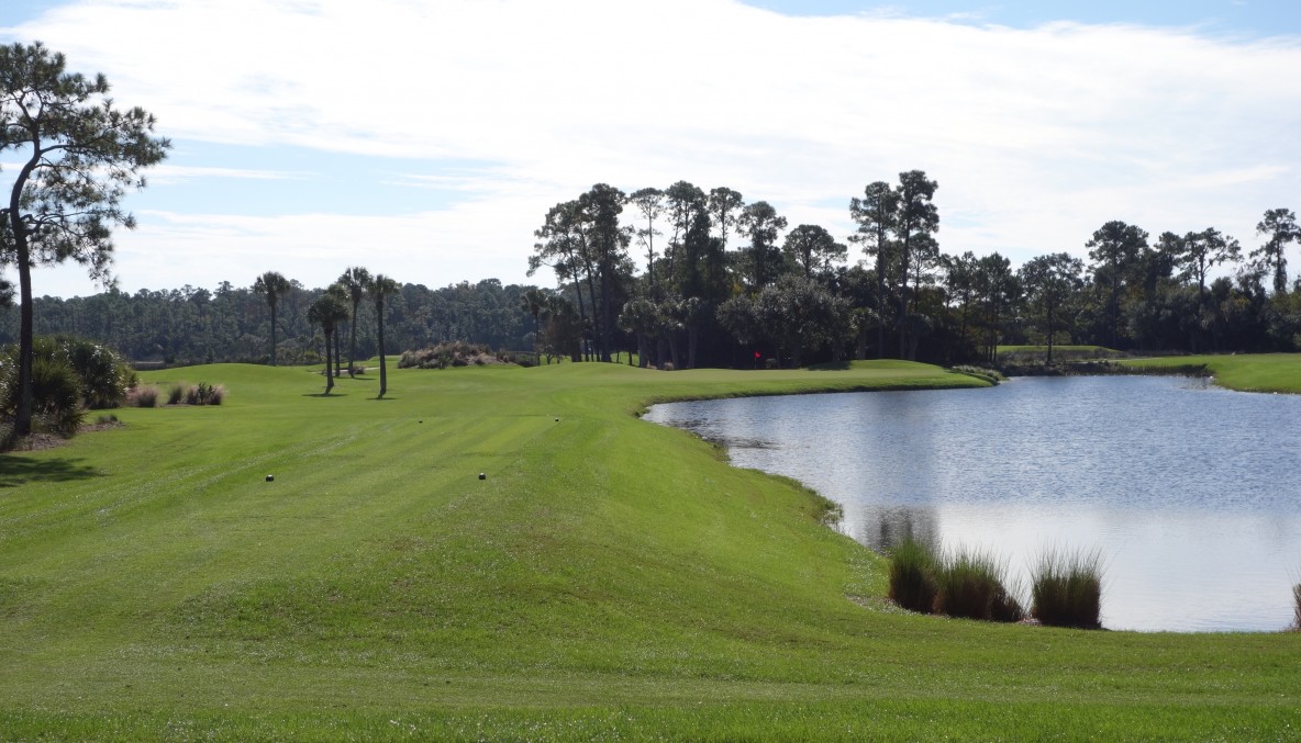 Secession Golf Club Review - Graylyn Loomis