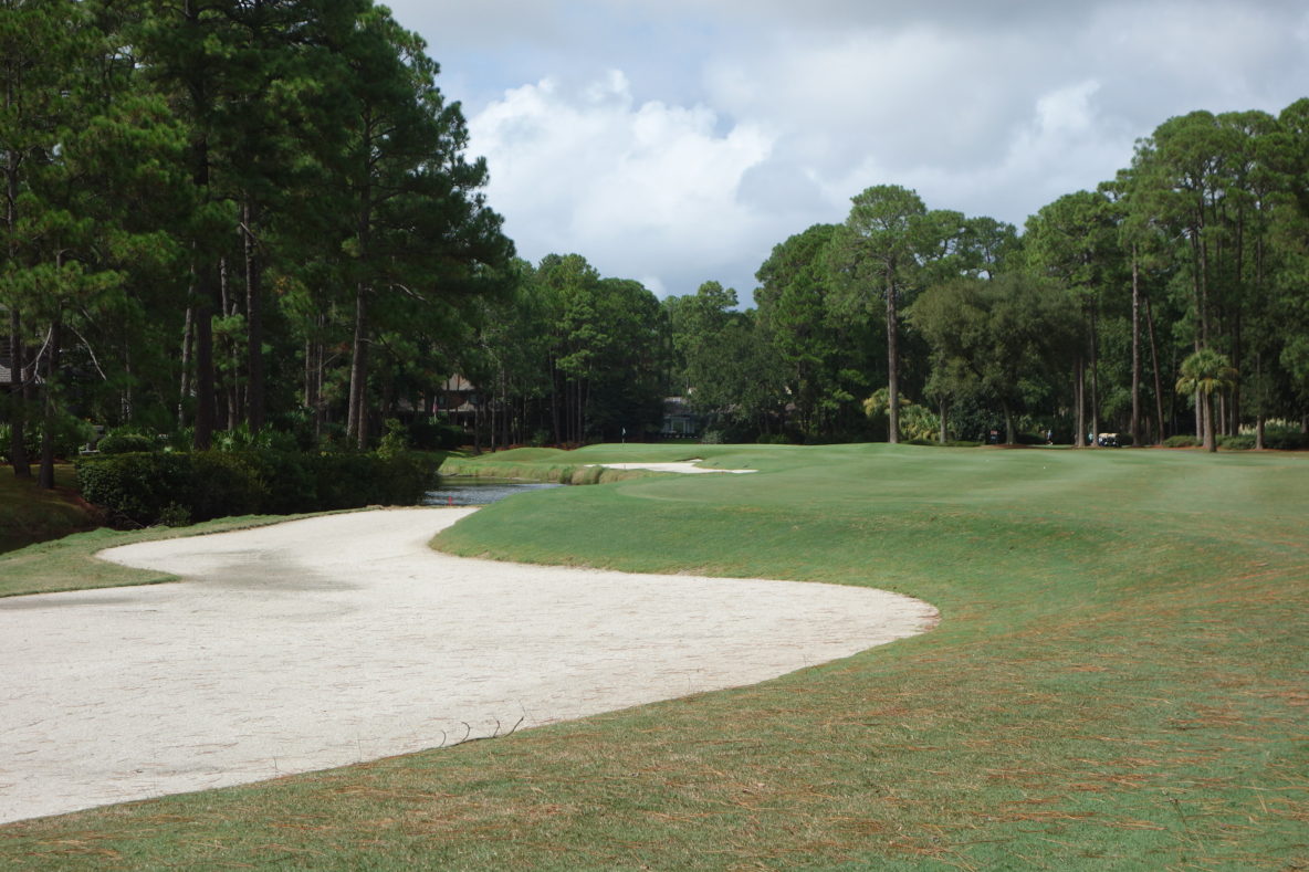 Long Cove Club Review - Graylyn Loomis