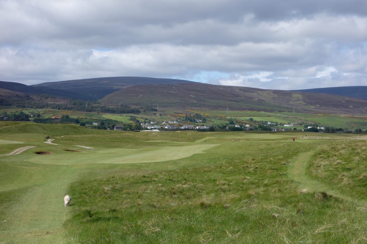 Brora Golf Club Review - Graylyn Loomis