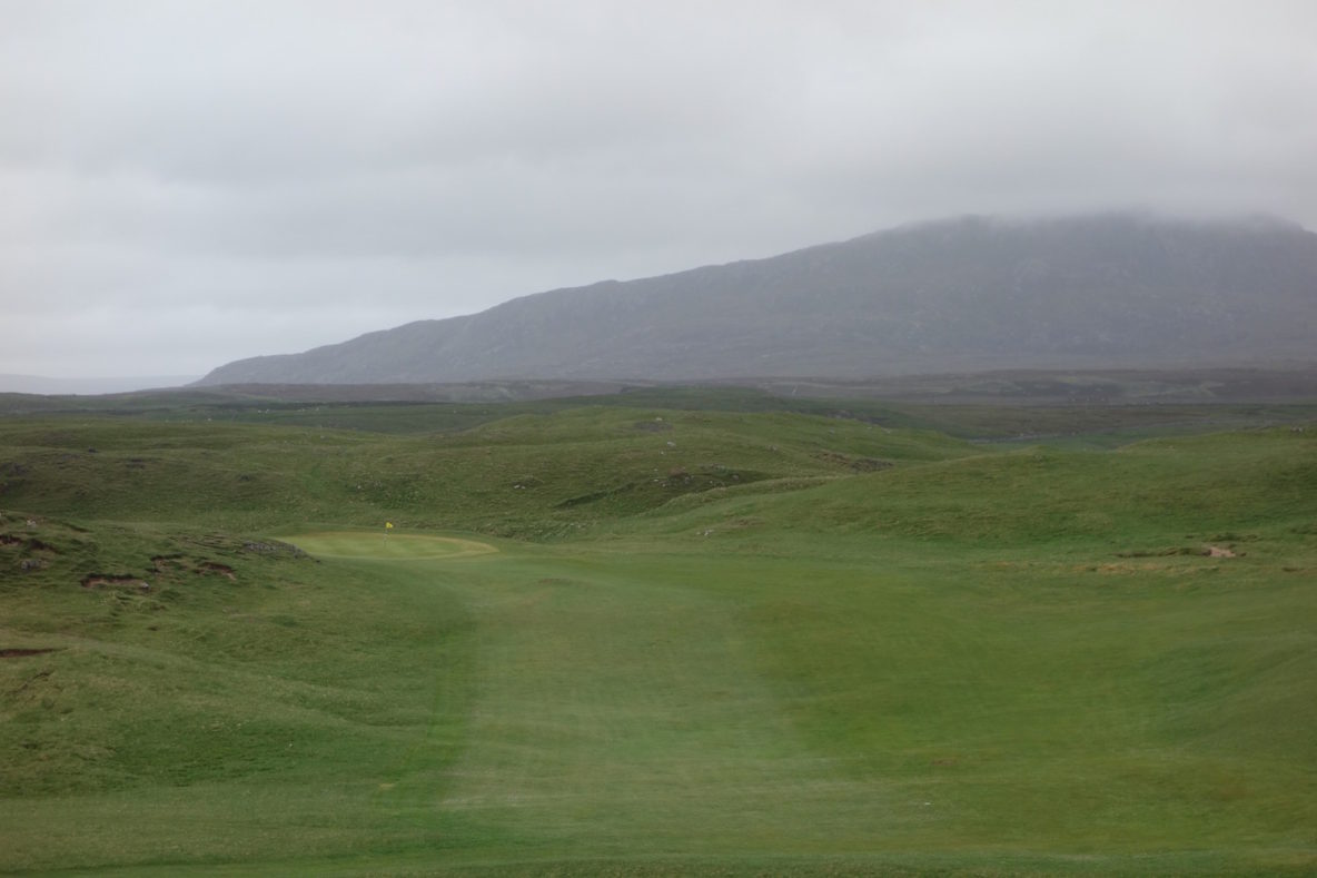 Durness Golf Club Review - Graylyn Loomis